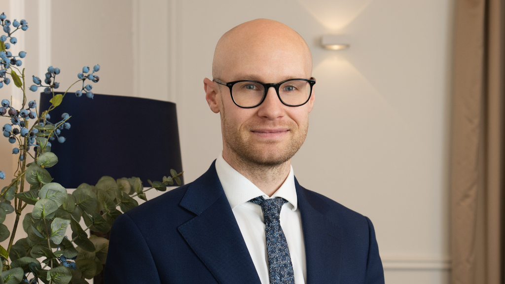 Alexander Neale - Debenhams Ottaway Solicitors
